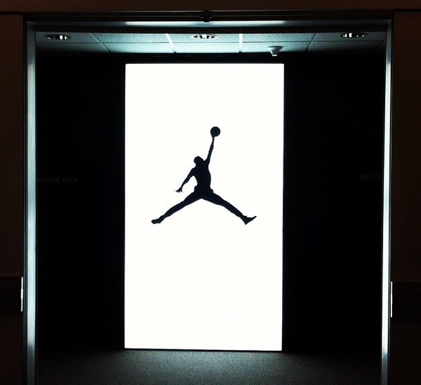 Jordan HQ Hallway Entrance - Air Jordans, Release Dates & More ...