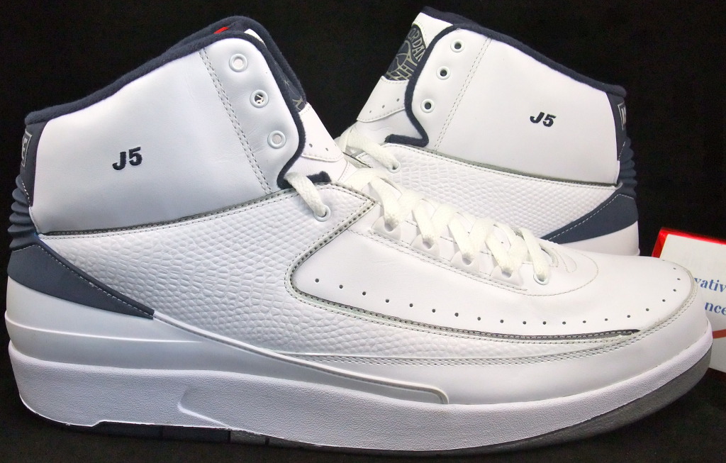 Air Jordan II: Juwan Howard Mavs PE - Air Jordans, Release Dates & More ...