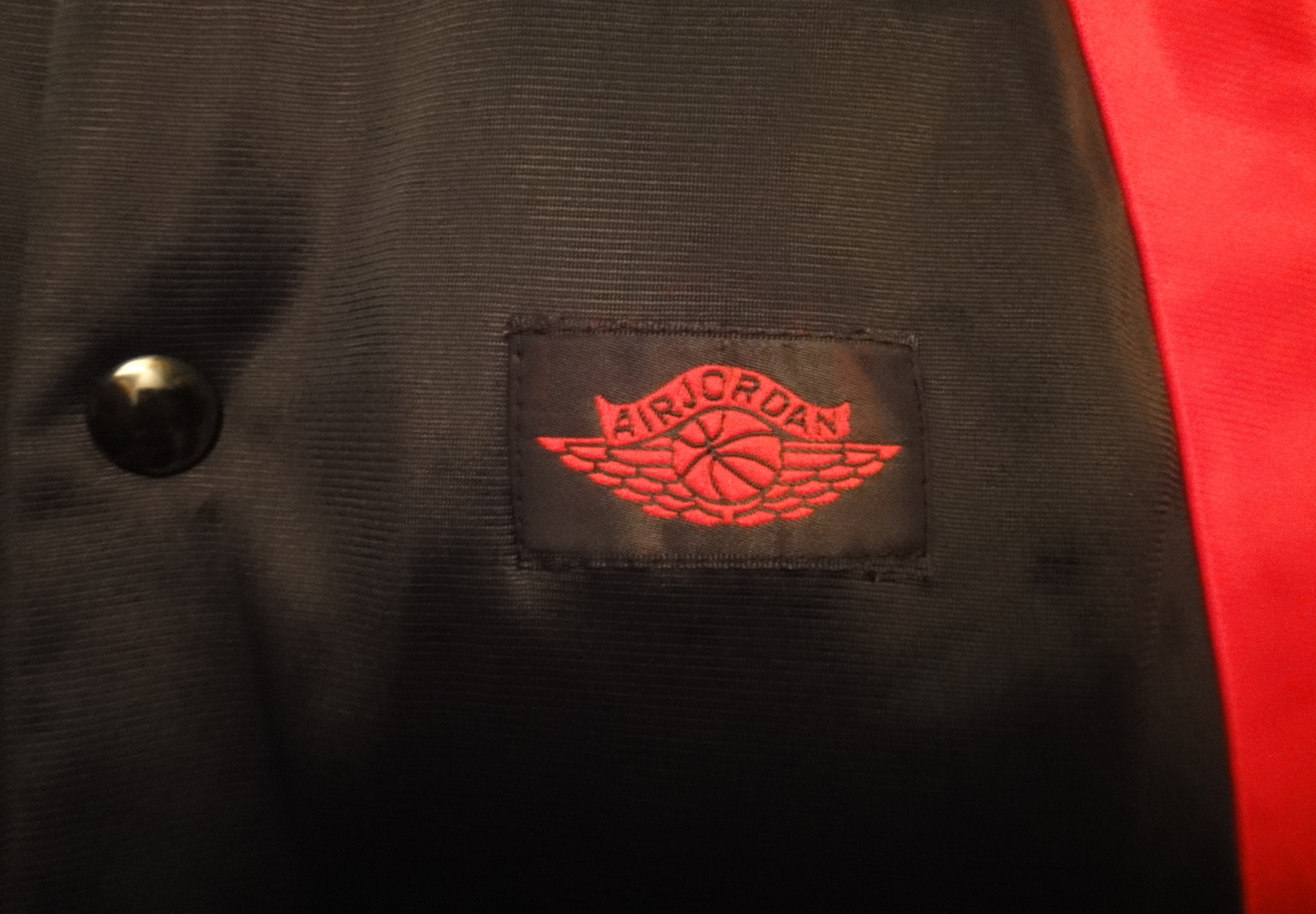 Vintage Gear: Air Jordan Wings Button Warm Up - Air Jordans, Release ...