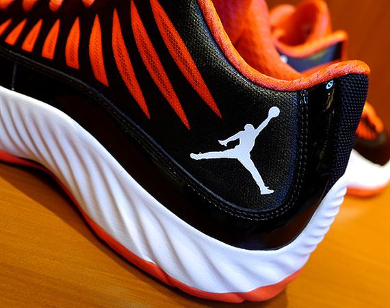 Jordan Super.Fly Low: Black – Total Crimson - Air Jordans, Release ...