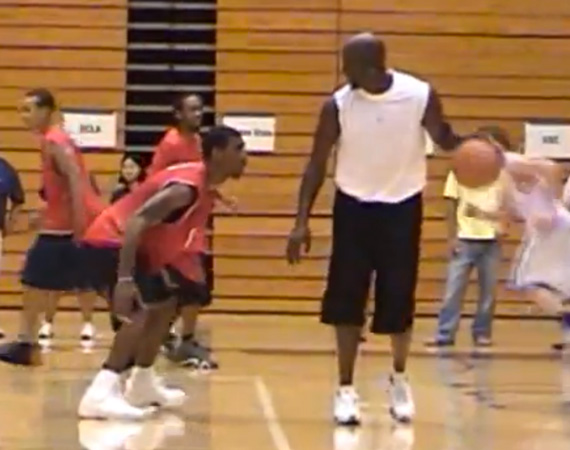 Michael Jordan vs. OJ Mayo - Air Jordans, Release Dates & More ...