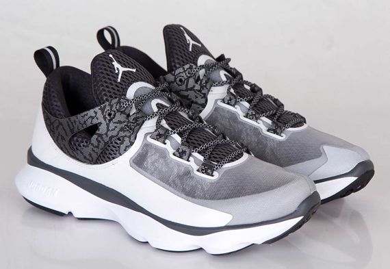 Jordan Flight Runner: White - Black - Metallic Silver - Air Jordans ...