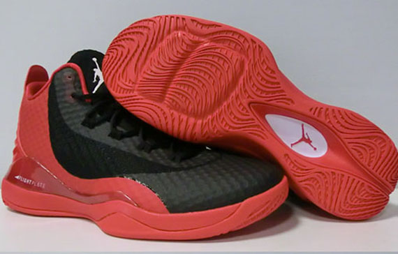 Jordan Super.Fly 3 PO In "Bred" Mode For The Playoffs - Air Jordans ...