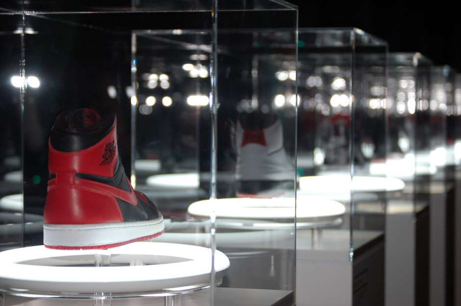 Check Out Michael Jordan's Trip To Tokyo & A Look Inside Museum 23 ...